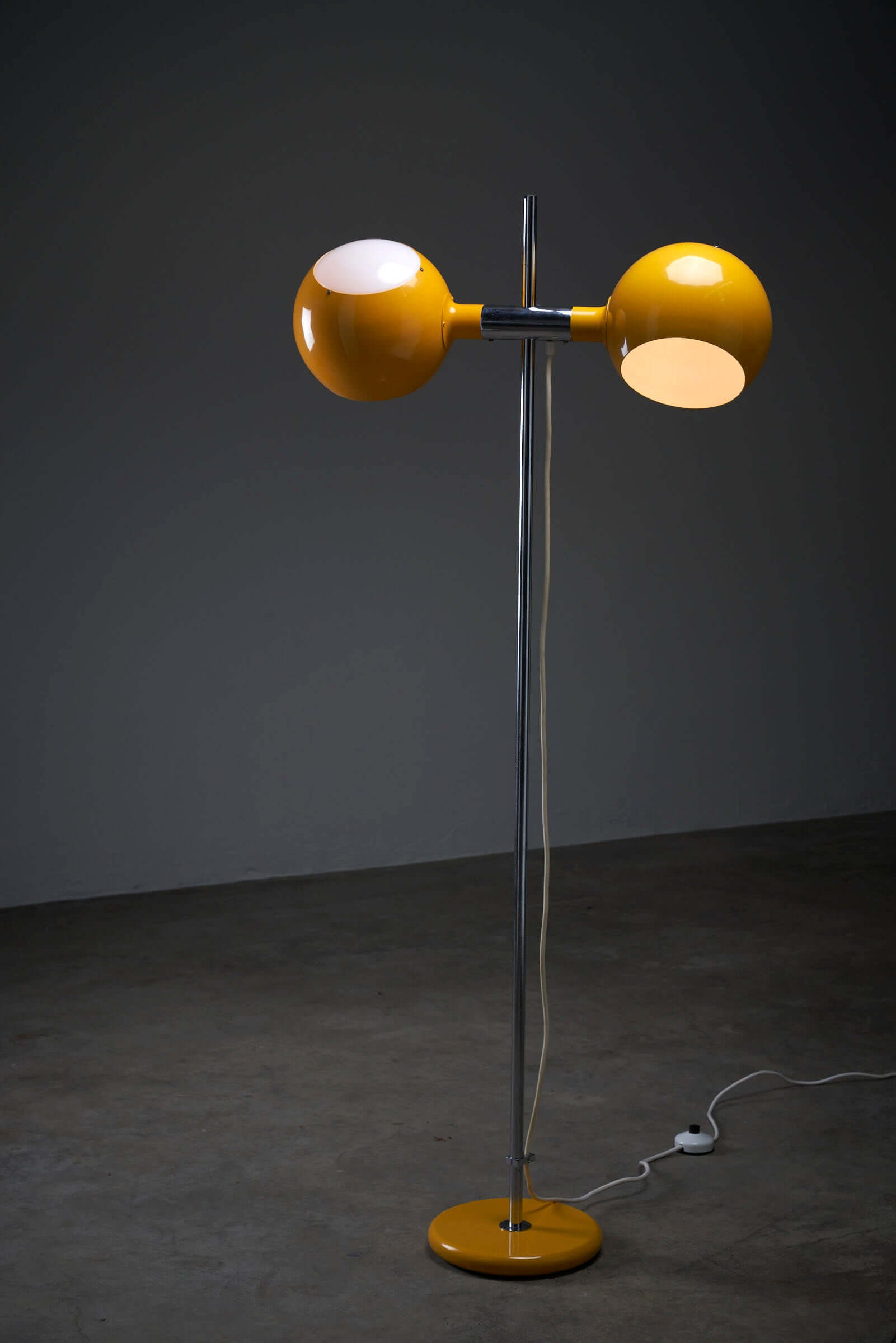 Double Sphere Floor Lamp